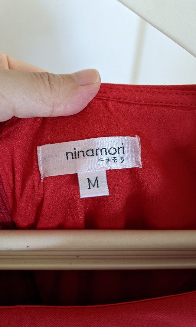 Sabrina Mini Dress merah, Fesyen Wanita, Pakaian Wanita, Gaun & Rok di ...