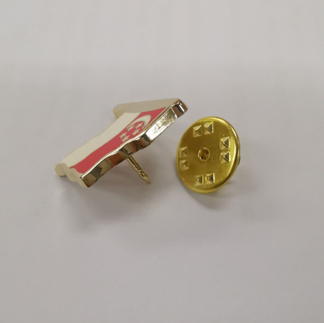 Singapore Flag Collar Lapel Pin, Luxury, Accessories on Carousell