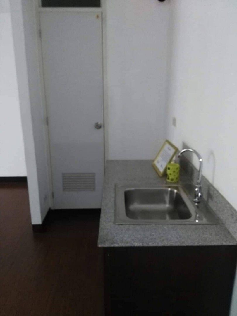 Solano hills condo on Carousell