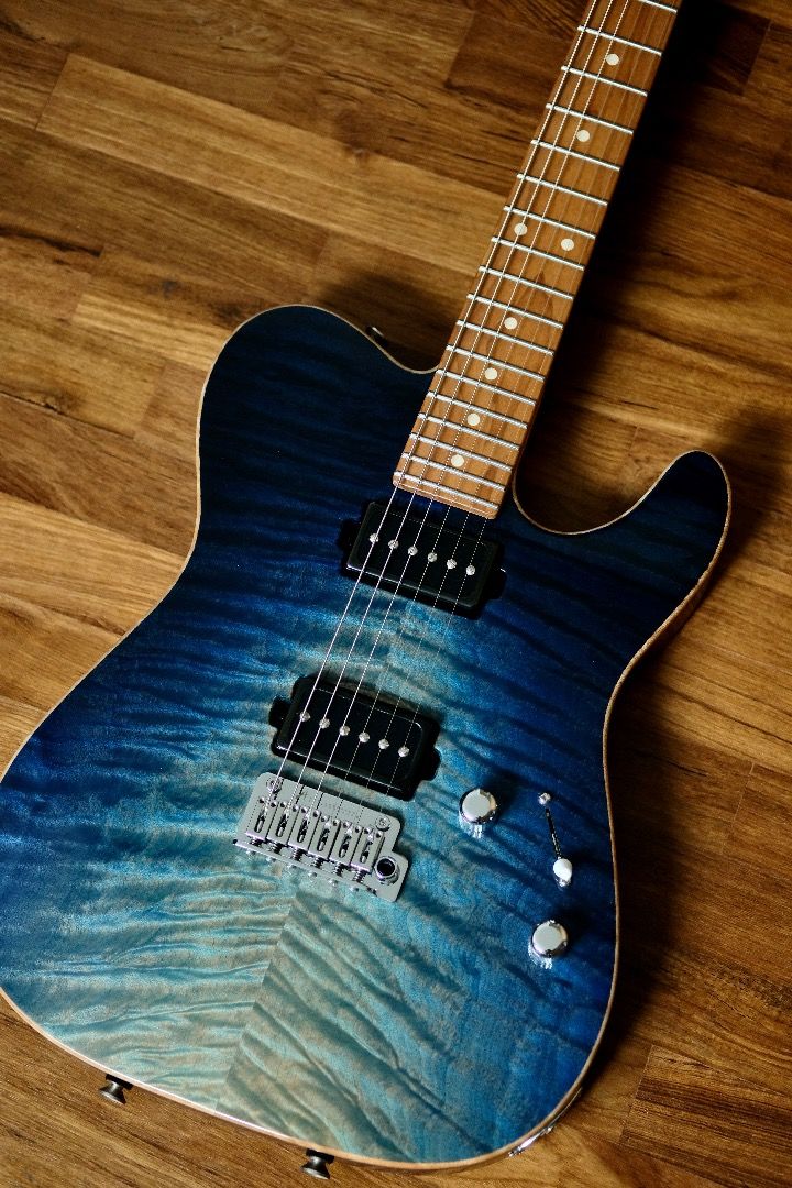 Tom Anderson T Top Shorty Quilted Blue Wakesurf Caramel Neck, Hobbies ...