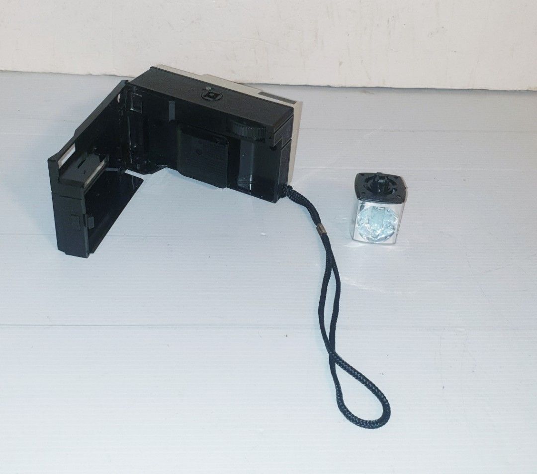 VINTAGE AGFA GEVAERT AUTOSTAR X - 126bCAMERA, Photography, Cameras on ...