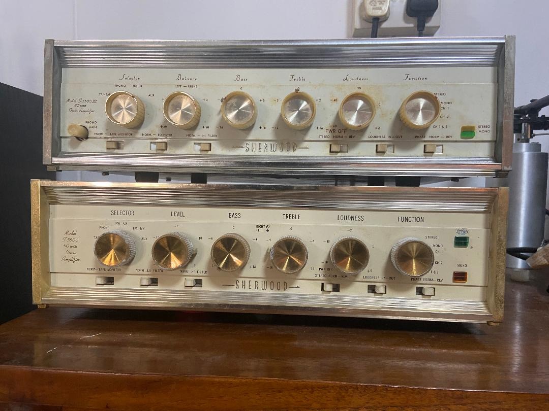 Vintage old school tube integrated amplifiers., Audio, Soundbars ...