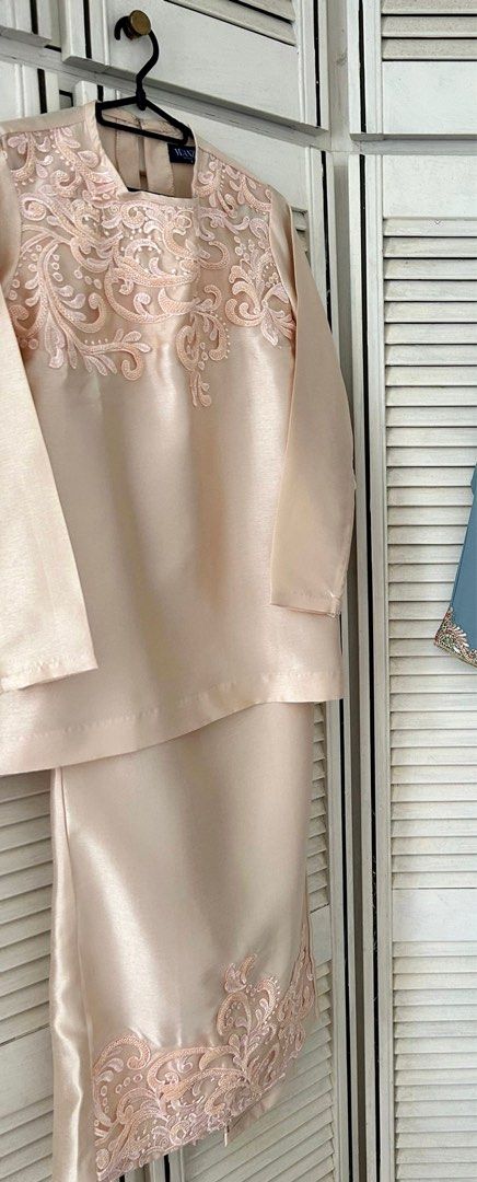 Wanzar - Baju Kurung Nikah in Champagne, Women's Fashion, Muslimah ...