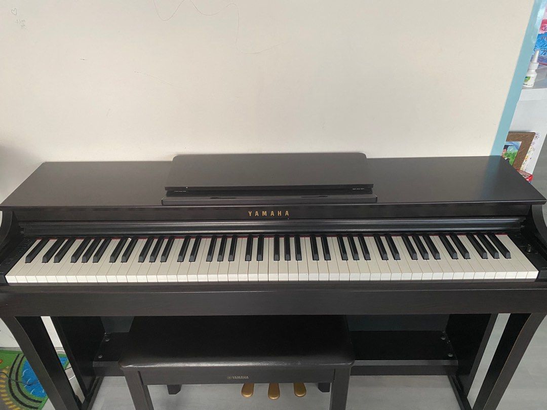 Yamaha Digital Piano CLP-625, Hobbies & Toys, Music & Media, Musical Instruments on Carousell