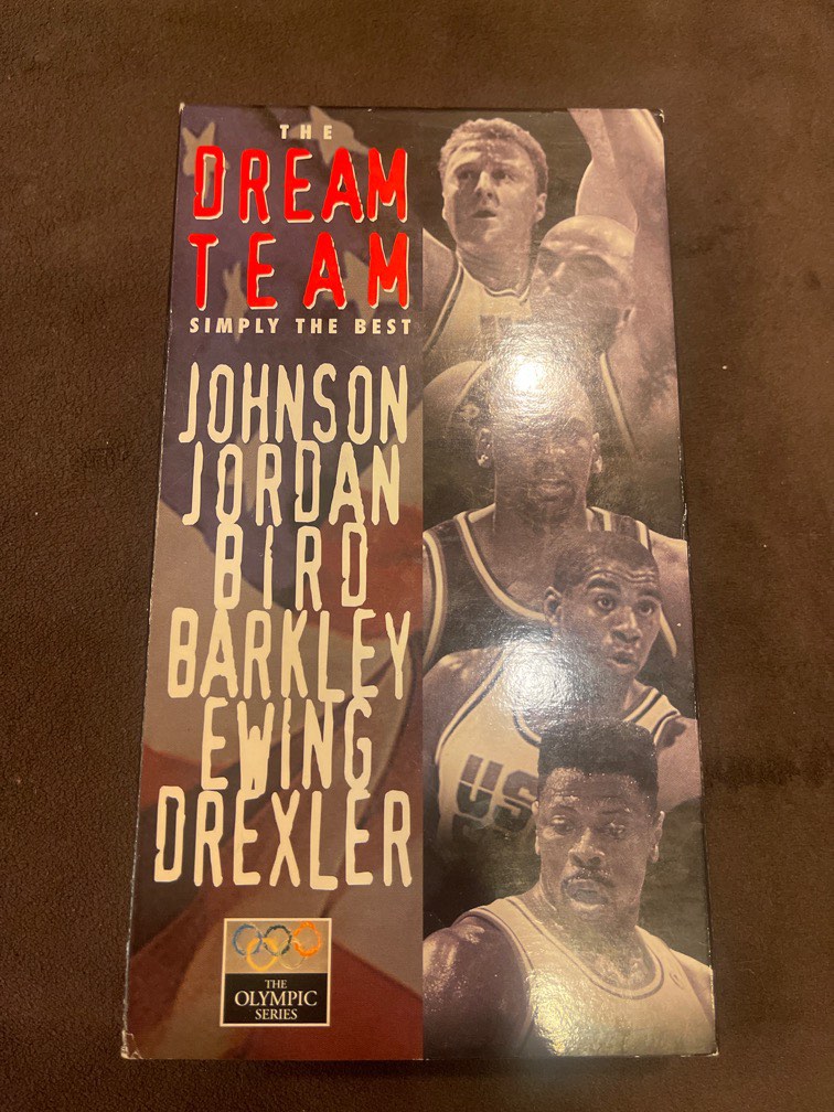 [M310-2] 1996 DREAM TEAM VHS Video Tape #23吃土季, 書籍、休閒與玩具, 收藏、紀念品, 其他古董在旋轉拍賣