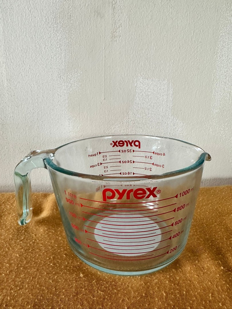 1L Pyrex beaker, Furniture & Home Living, Kitchenware & Tableware ...