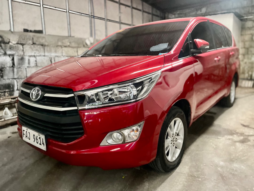 2021 Toyota Toyota Innova 2.8 E Automatic Metallic Red Mica Auto on ...