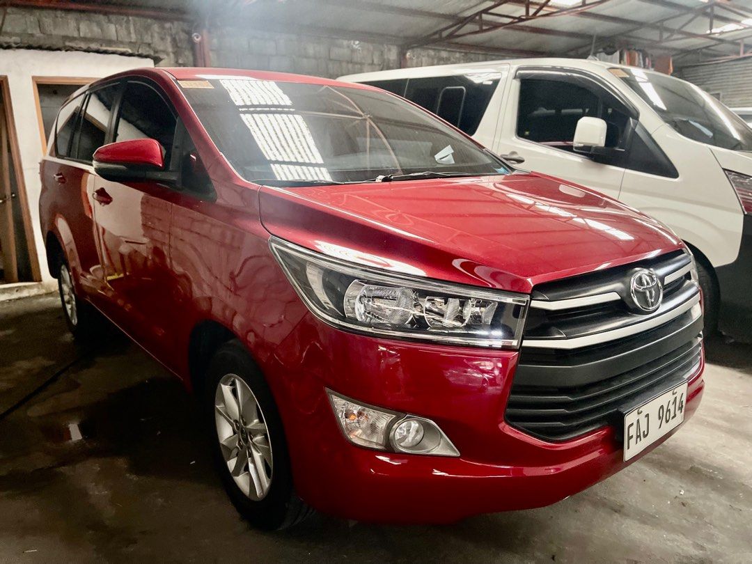 2021 Toyota Toyota Innova 2.8 E Automatic Metallic Red Mica Auto on ...