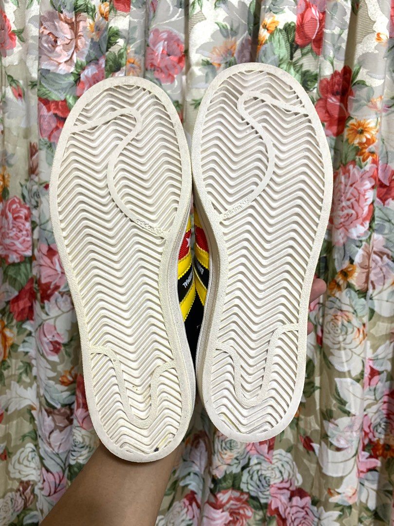 Adidas Superstar Rita rota Banned From Normal, Fesyen Wanita, Sepatu di ...