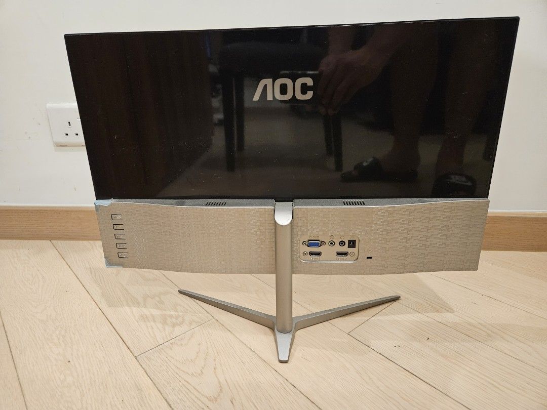 AOC 24 inch 1080P FHD monitor, 電腦＆科技, 電腦周邊及配件, 電子屏幕 - Carousell