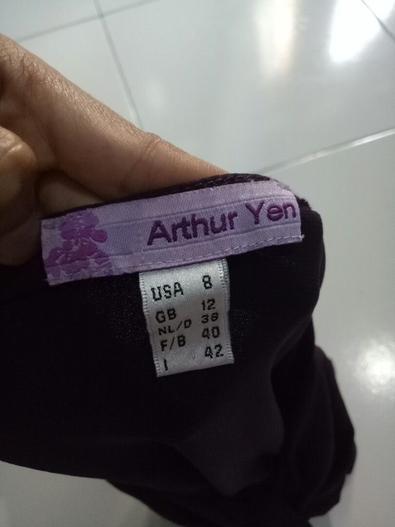 Arthur yen atasan korean, Fesyen Wanita, Pakaian Wanita, Atasan di ...