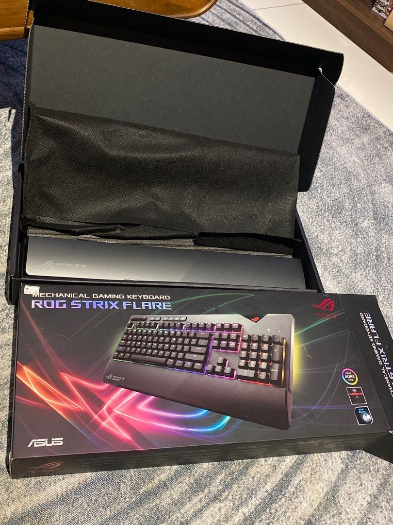 ASUS ROG Republic of Gamers Strix Flare RGB Mechanical Cherry MX ...