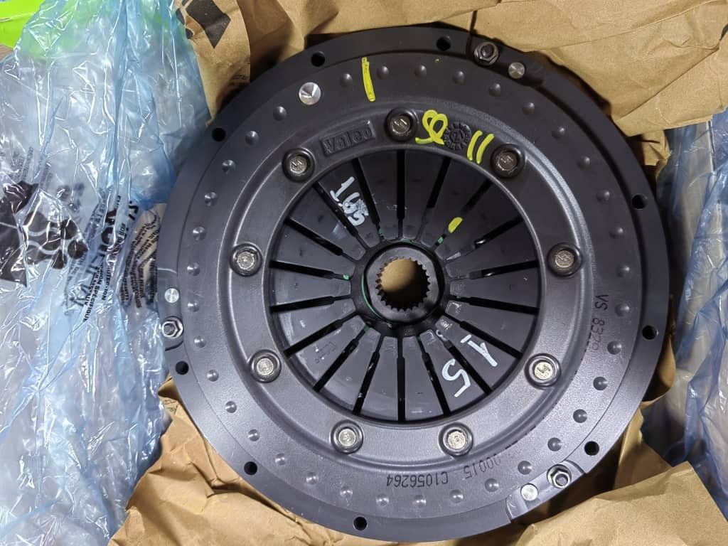 Audi R8 clutch gallardo clutch, Car Accessories, Accessories on Carousell