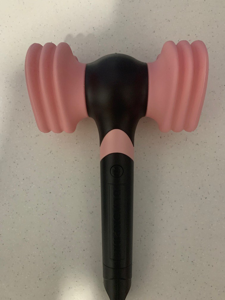 Blackpick lightstick, Hobbies & Toys, Memorabilia & Collectibles, K ...