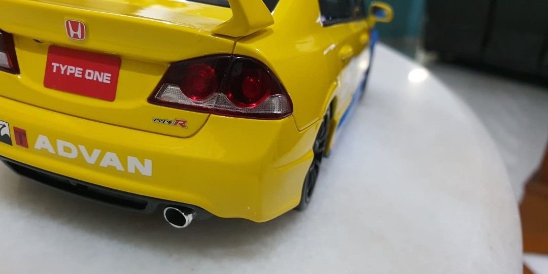 Brand New Ottomobile 1:18 Honda Civic FD2R (Spoon Livery), Hobbies ...