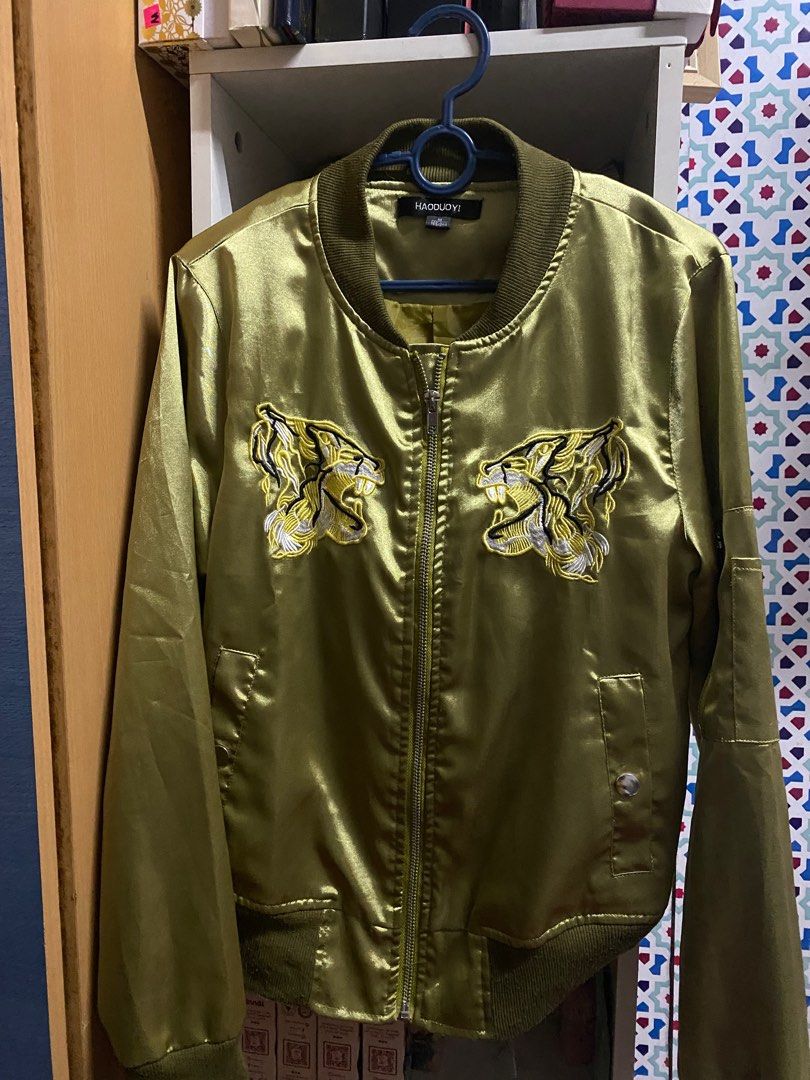 Bumper jacket, Women's Fashion, Tops, Blouses on Carousell