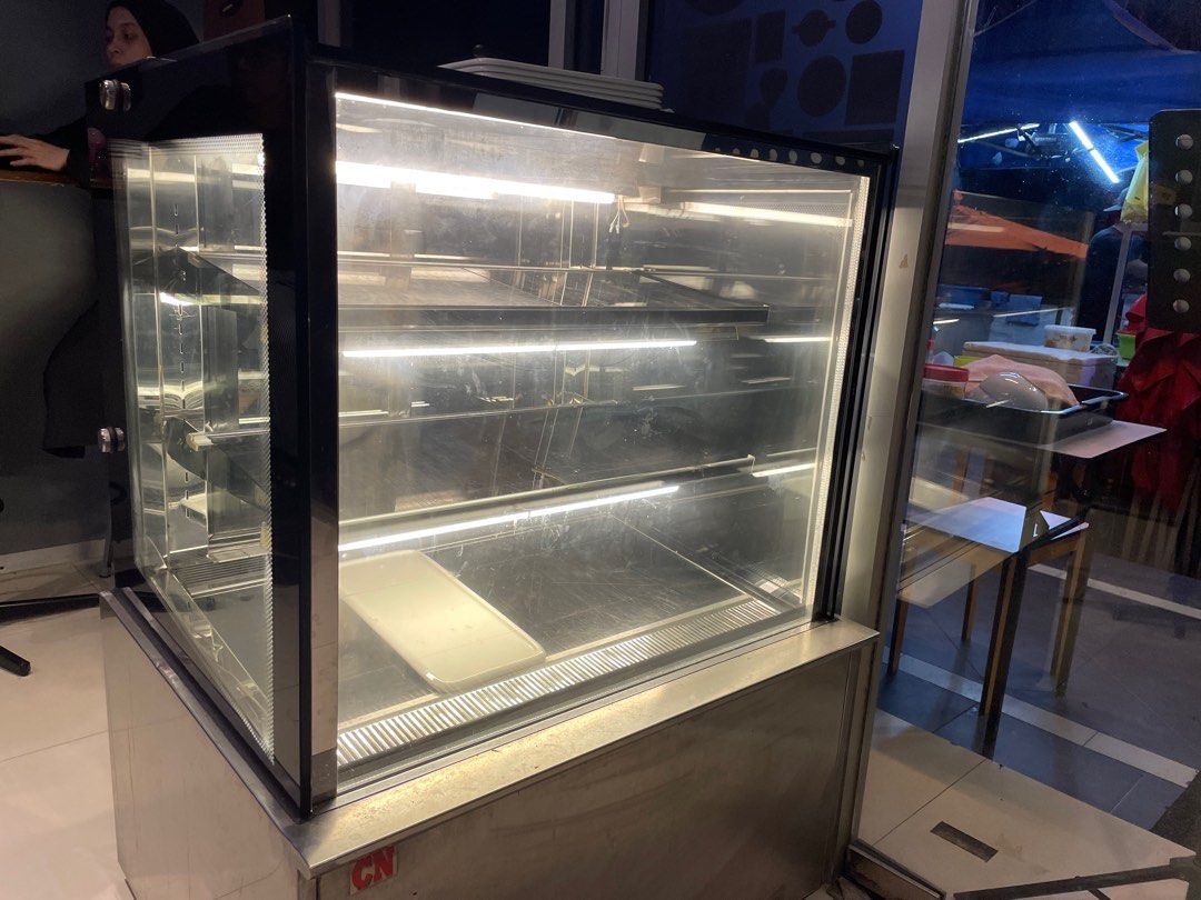Cake Chiller, TV & Home Appliances, Kitchen Appliances, Refrigerators ...