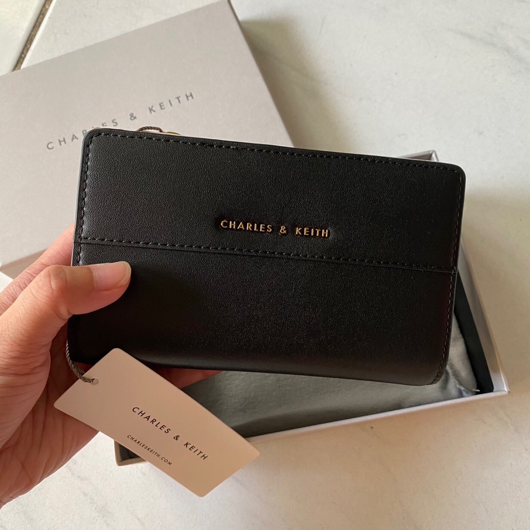 Charles and Keith Zip Wallet, Women's Fashion, Bags & Wallets, Wallets ...