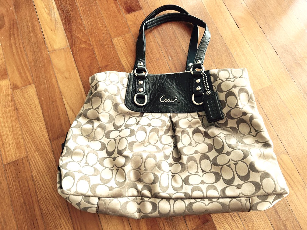 Coach A4 size bag, Luxury, Bags & Wallets on Carousell