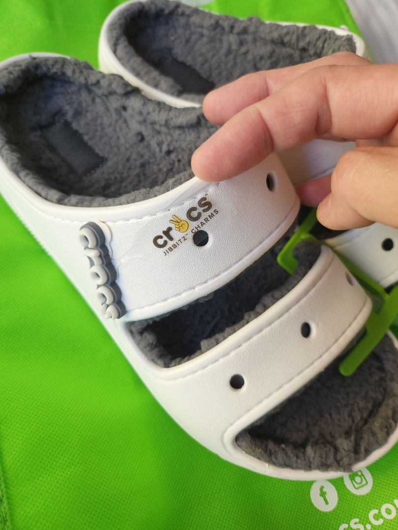 Crocs Classic Cozzy Sandals, Men's Fashion, Footwear, Flipflops and ...