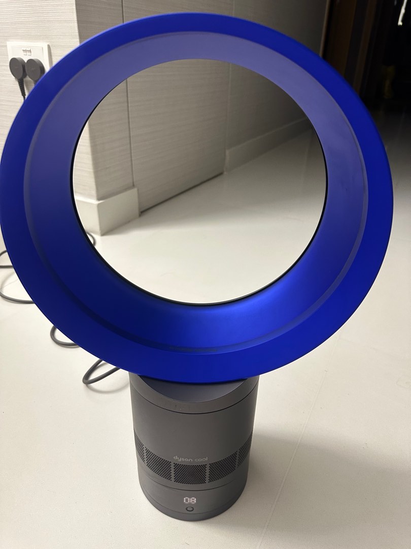 Dyson AM06 fan, Furniture & Home Living, Lighting & Fans, Fans on Carousell
