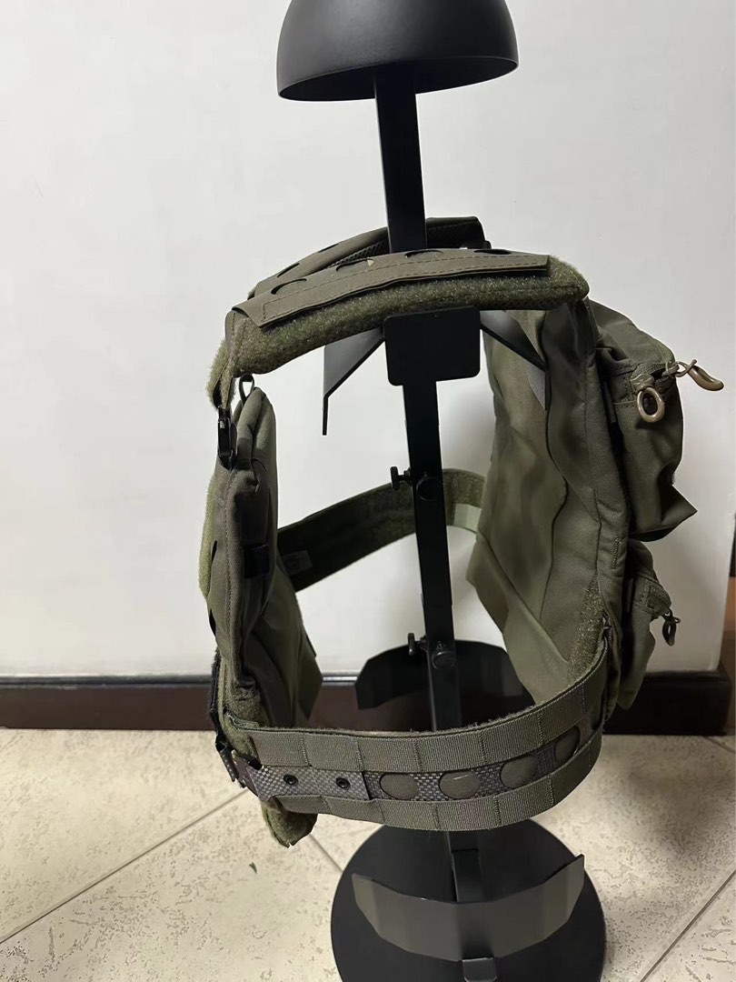 Ferro Concept tactical vest FCPC V5, Men's Fashion, Tops & Sets, Vests ...