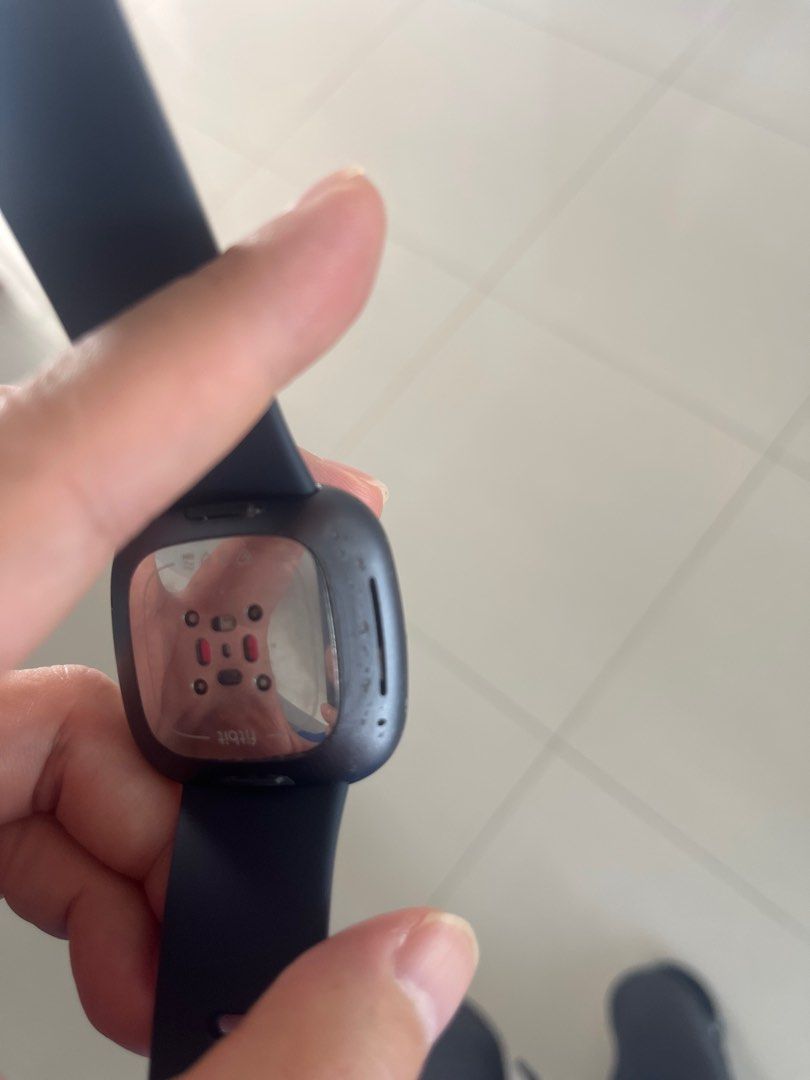 Fitbit sense 1st Gen, Mobile Phones & Gadgets, Wearables & Smart ...