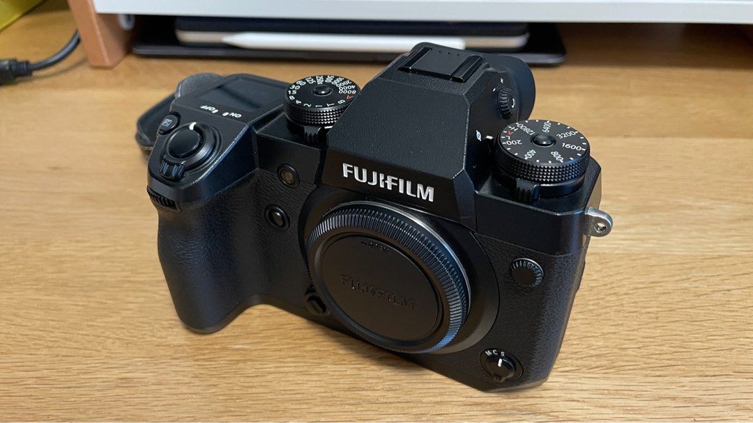 Fujifilm x-h1 body only fuji xh1, Photography, Cameras on Carousell