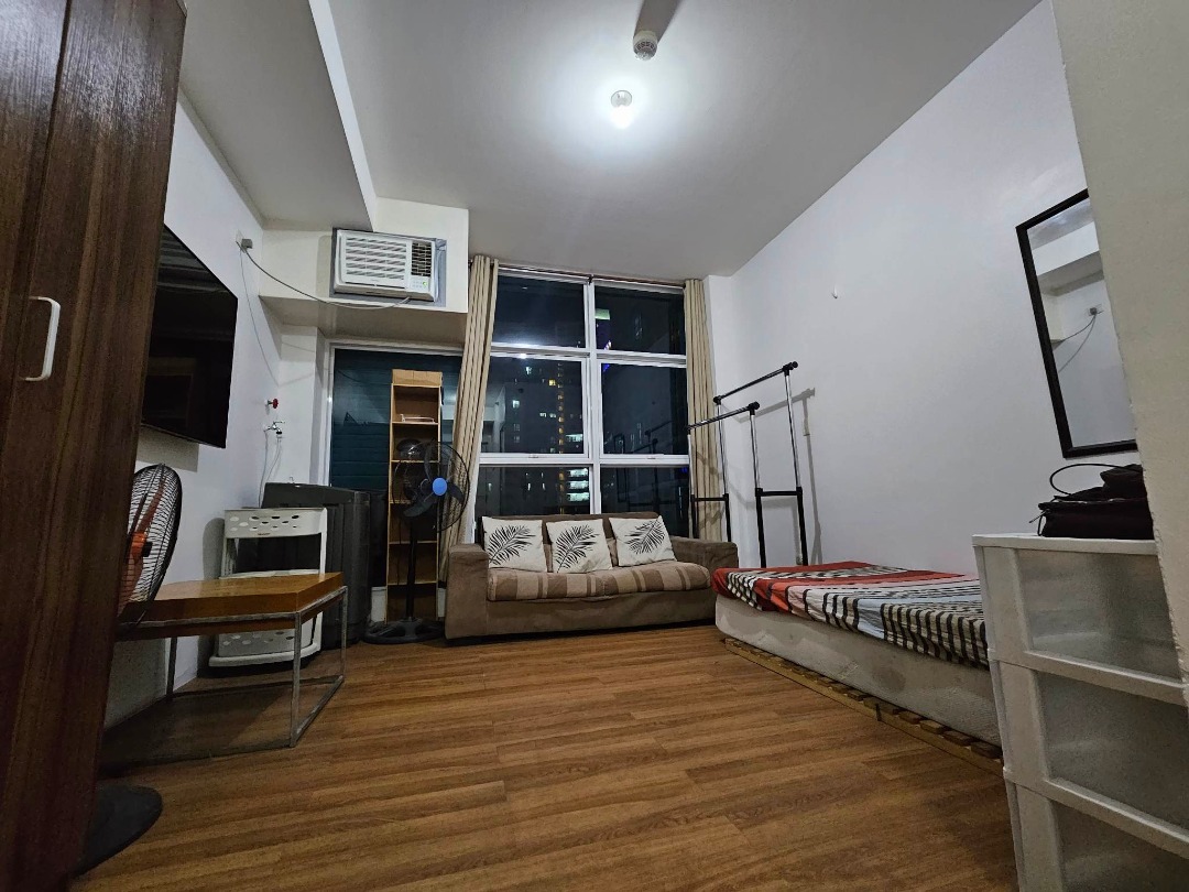 Fully furnished studio type unit on Carousell