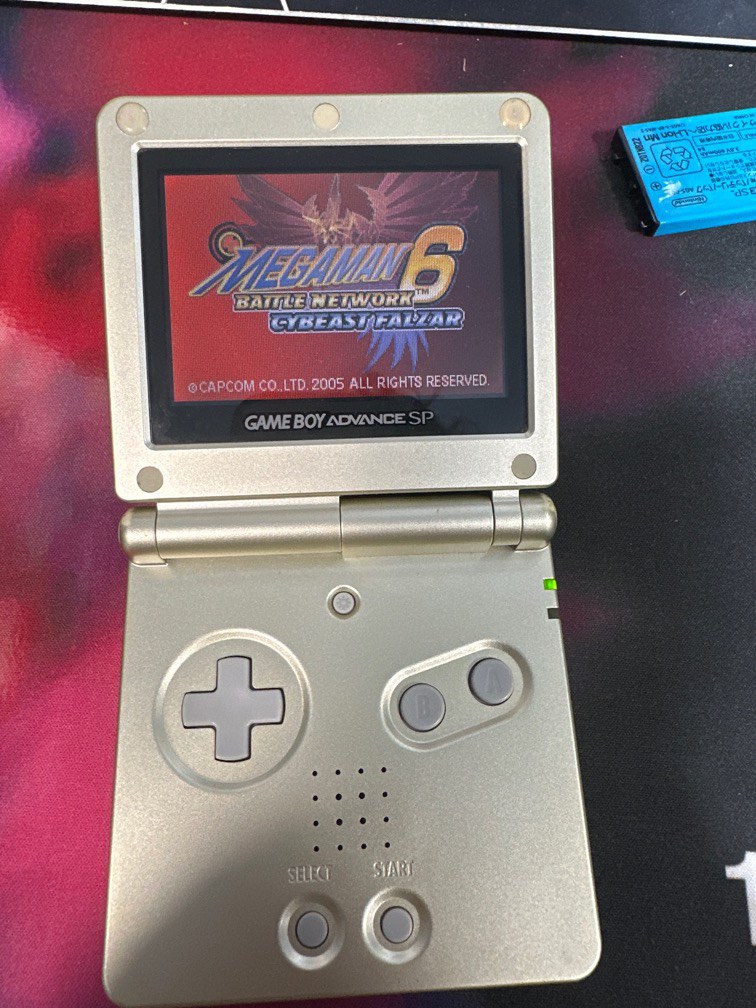 Gameboy advance SP AGS 101 gold, Video Gaming, Video Game Consoles ...