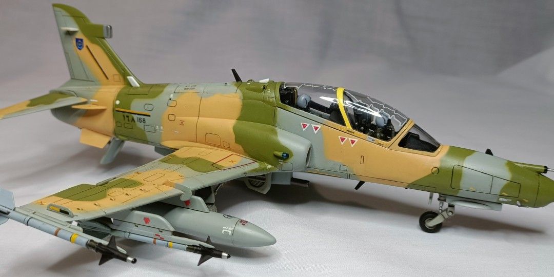 Gorgeous 48th scale Bae Hawk Mk 166 in Desert camouflage, Hobbies ...