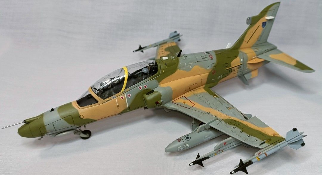 Gorgeous 48th scale Bae Hawk Mk 166 in Desert camouflage, Hobbies ...