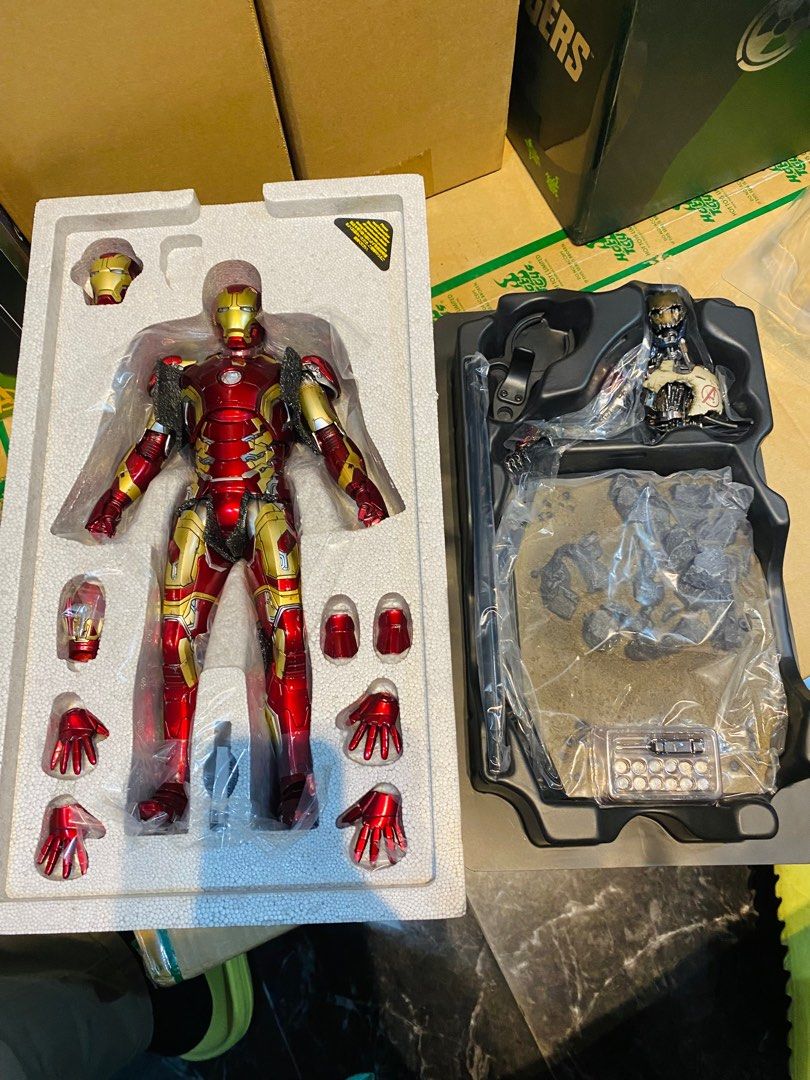Hot toys IRONMAN MARK43 on Carousell