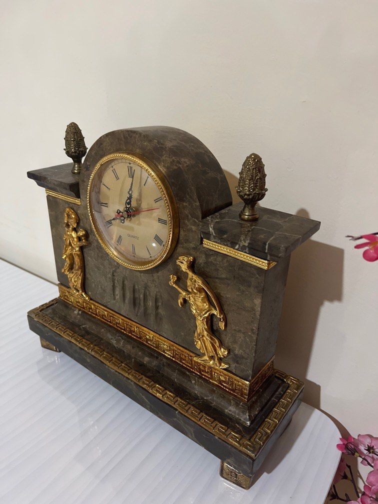 Jam antik, Antik, Jam & Perhiasan di Carousell