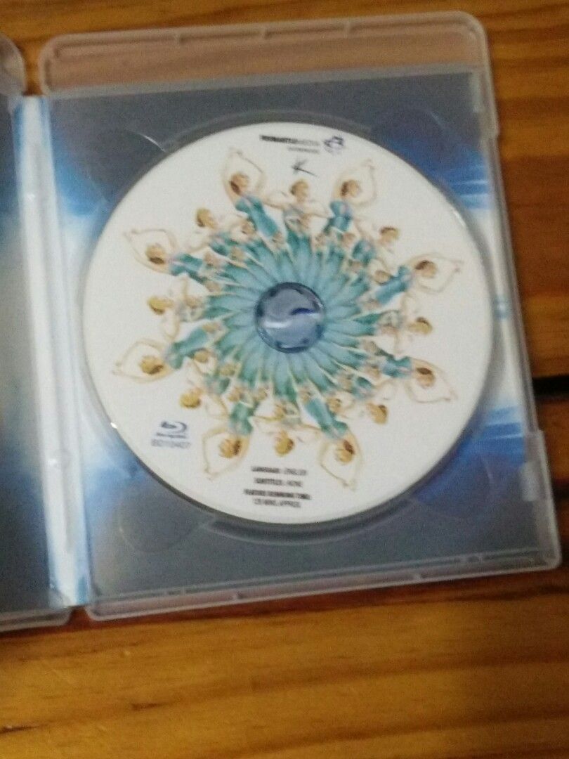 KYLIE MINOGUE - BODY LANGUAGE CD + KYLIE X TOUR 2008 BLU-RAY, Hobbies ...