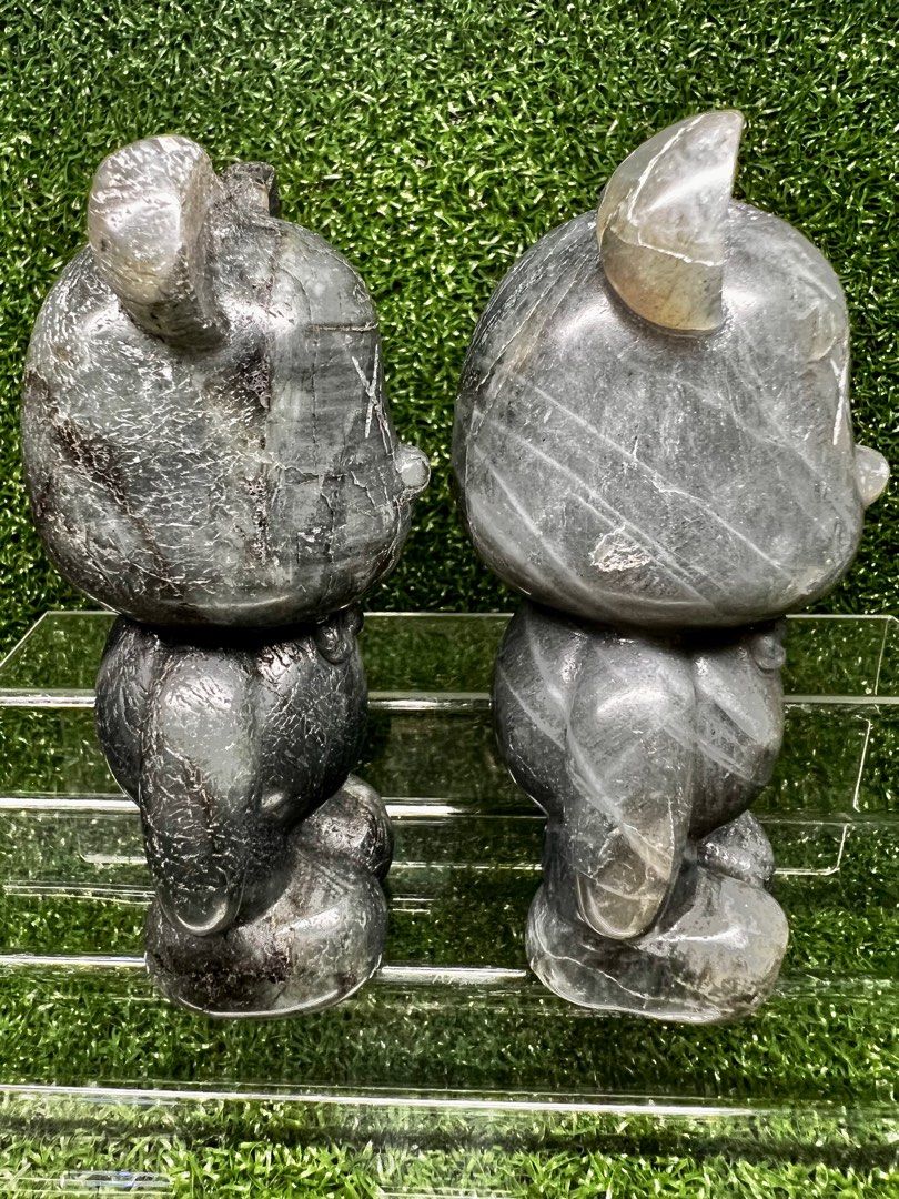 Labradorite Brick Bear Display, Women's Fashion, Jewelry & Organisers ...