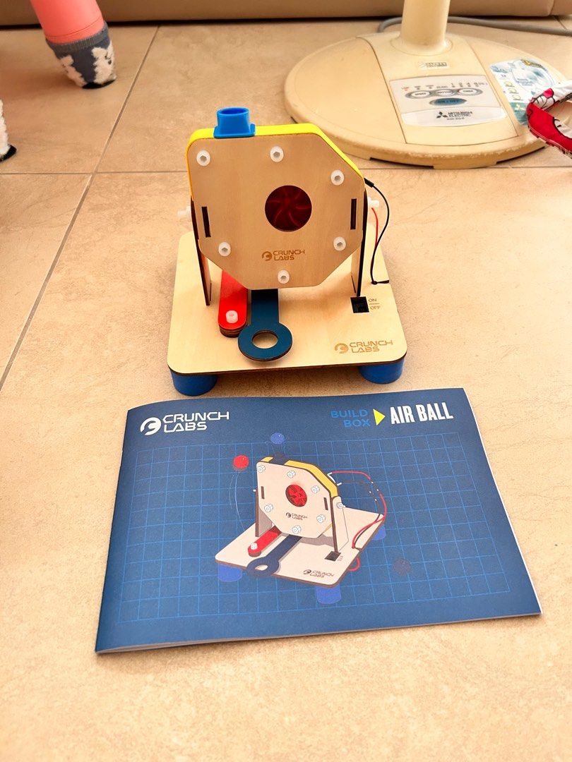 Crunch Lab by Mark Rober, Hobbies & Toys, Toys & Games on Carousell