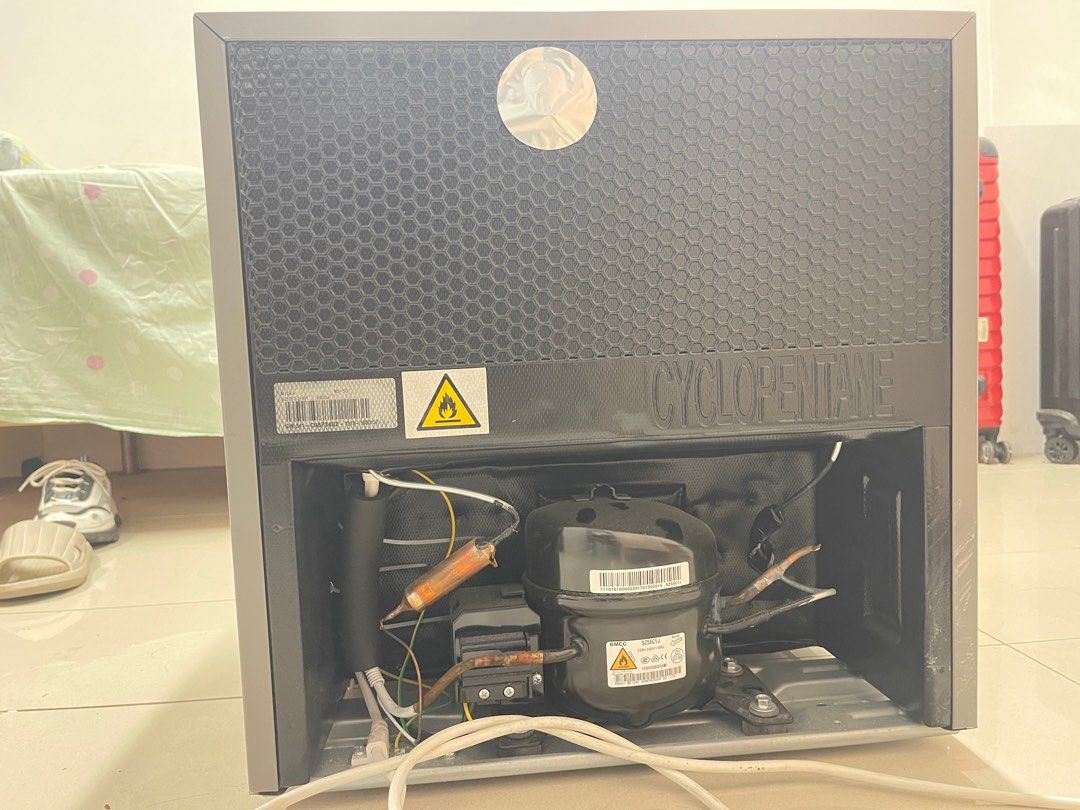 Midea Silver Stainless Steel MS-50 44L Home and Office Mini Bar ...