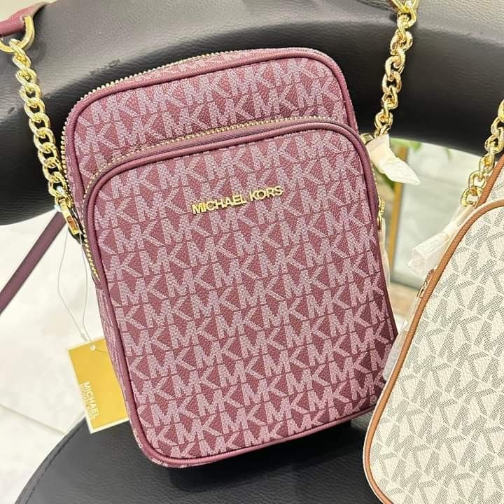 MK jet set sling, Women's Fashion, Bags & Wallets, Cross-body Bags on ...