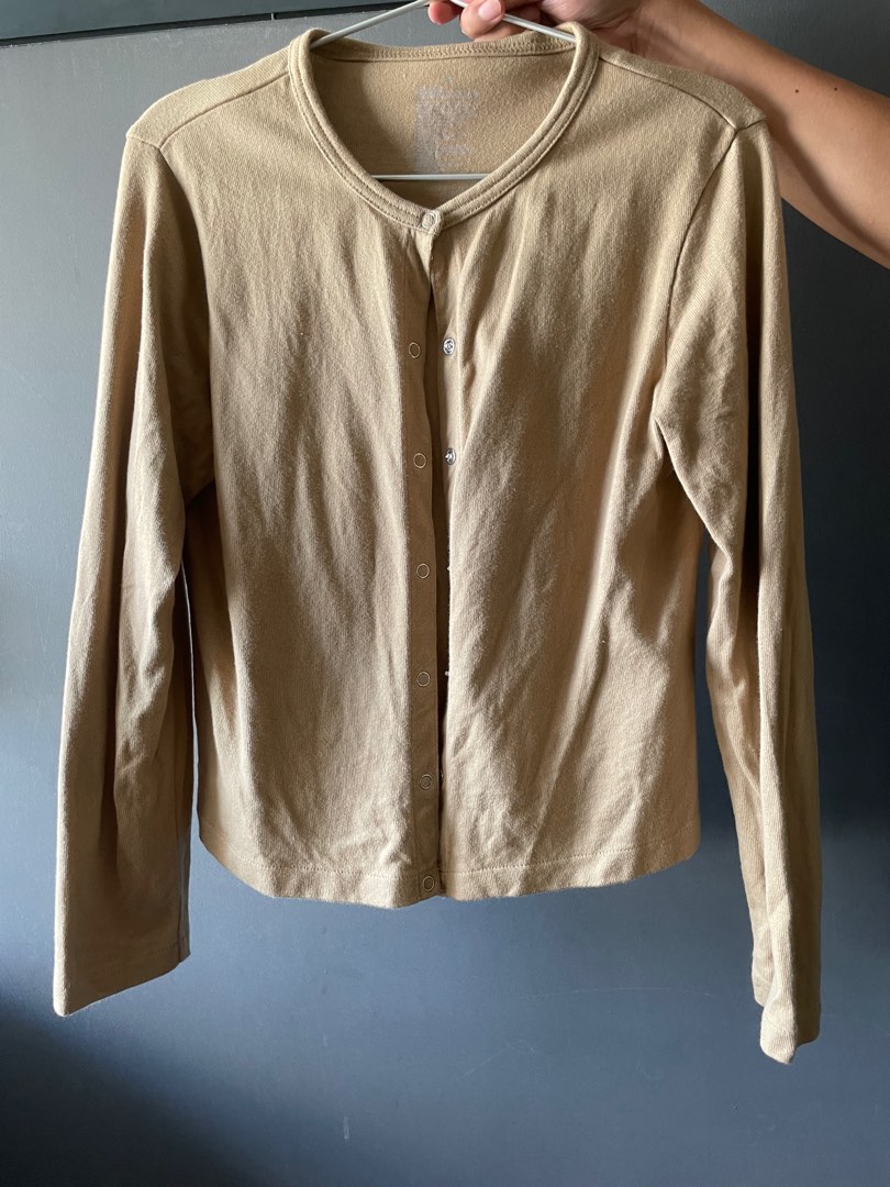Muji Cardigan, Women's Fashion, Coats, Jackets and Outerwear on Carousell