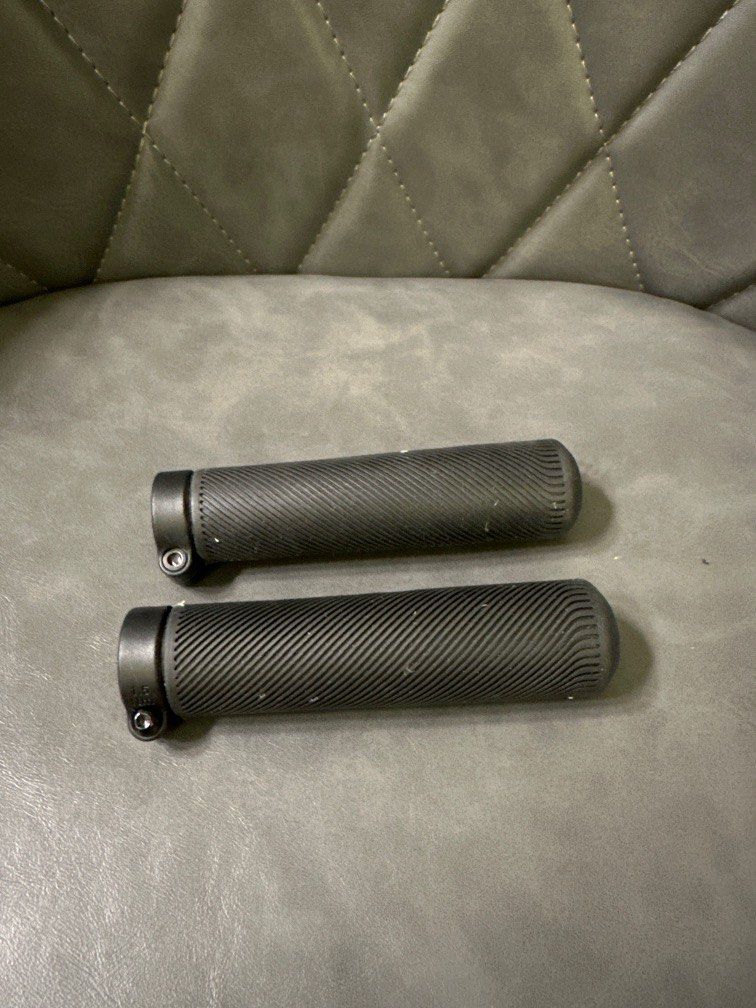 New Brompton C Line Handle Grip, Sports Equipment, Bicycles & Parts ...