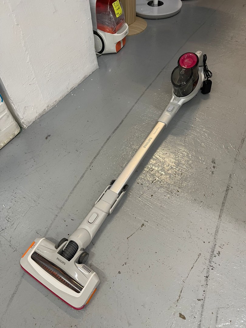 Philips SpeedPro Cordless Stick 2 in 1 Vacuum Cleaner of 18V FC6723, TV ...