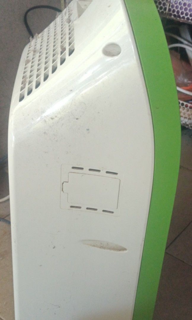 Phillip Air Purifier, TV & Home Appliances, Air Purifiers & Dehumidifiers on Carousell