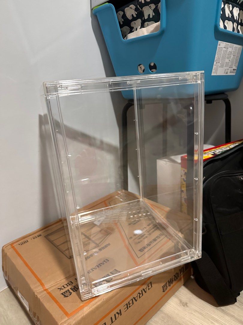 Popmart 400% Magnetic Acrylic Display Case Storage Box, Hobbies & Toys ...