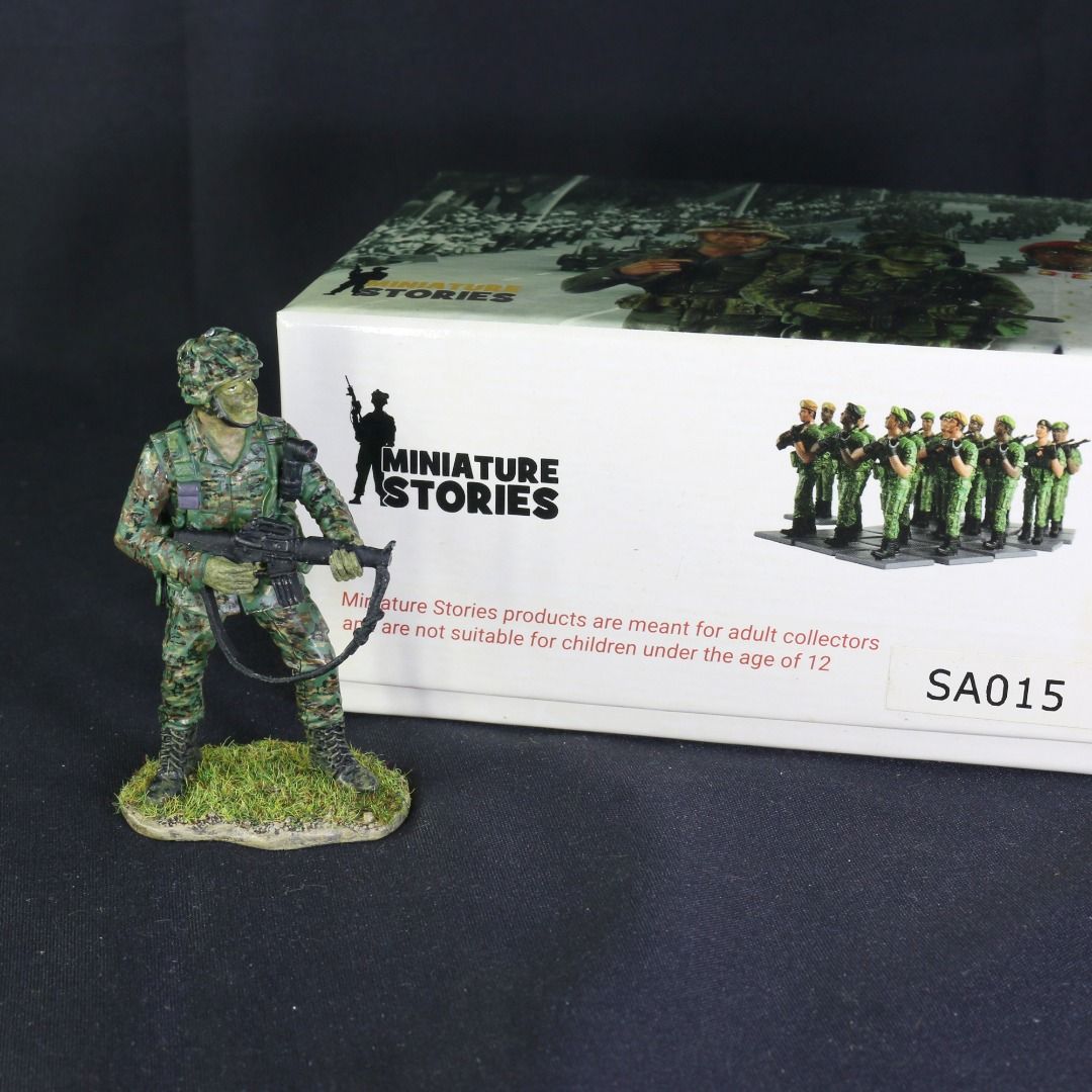 SAF 2nd Generation Soldier Figurine in Standing Hip Firing Position Mob ...