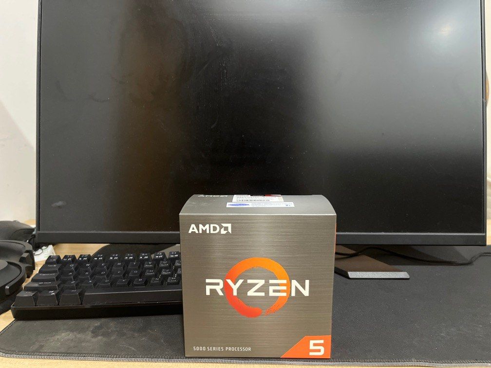 SELLING RYZEN 5 5600 NEW, Computers & Tech, Desktops on Carousell
