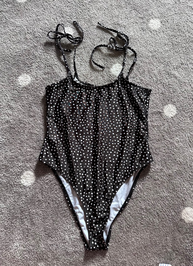 Shein Swimsuit, Women's Fashion, Swimwear, Bikinis & Swimsuits on Carousell
