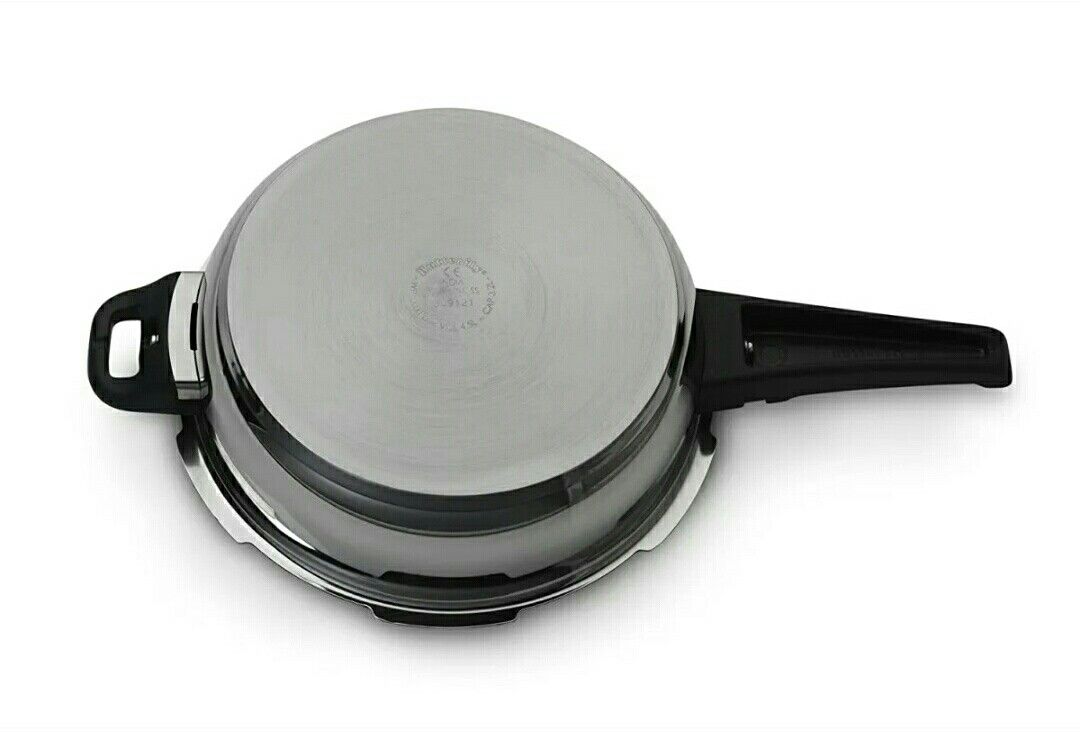Stainless Steel Pressure Cooker Butterfly Blueline 4.5 Litres With ...