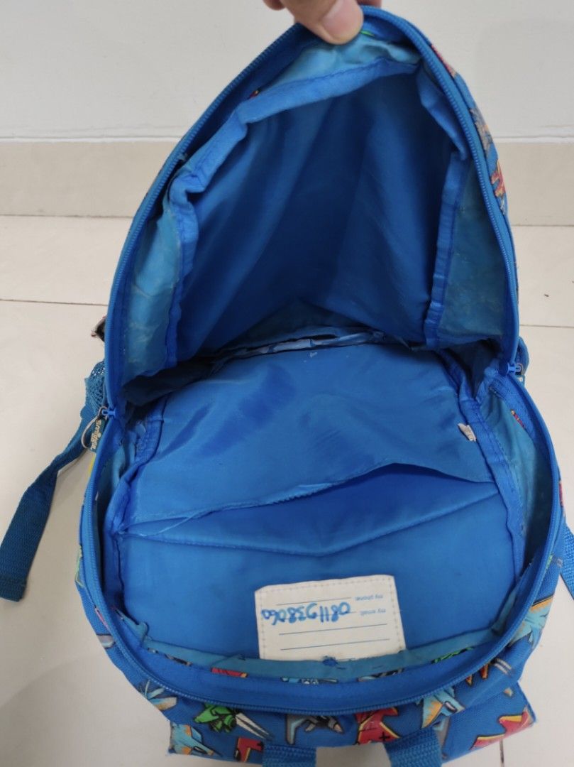 Tas Smiggle. Model Fly Away (pesawat). Untuk anak cowok. Keren !, Bayi ...