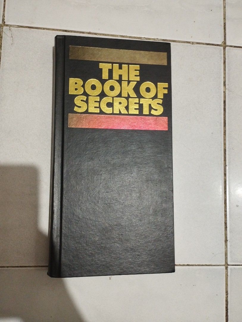 The book of secrets, Buku & Alat Tulis, Buku di Carousell